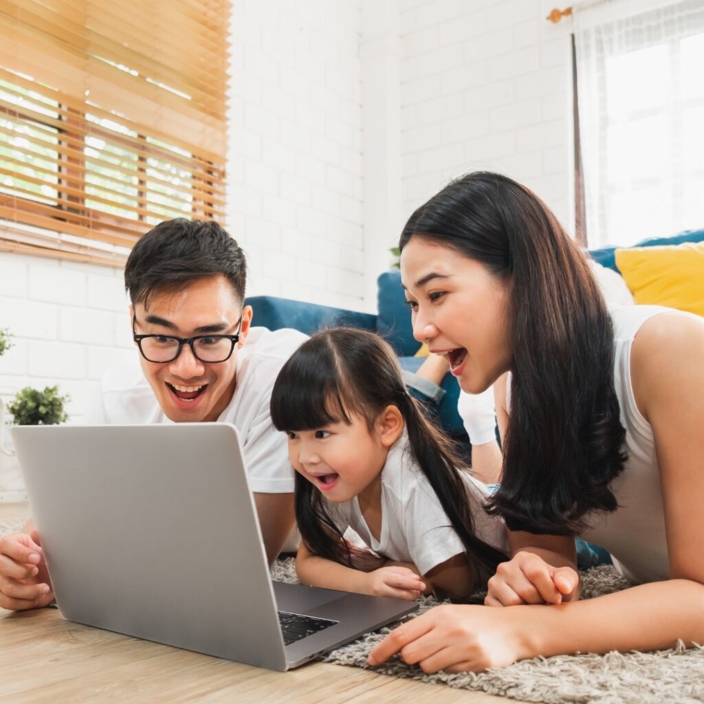 Print Your Photos | Hang with Magnets | Without Nails | Plexi-Poster